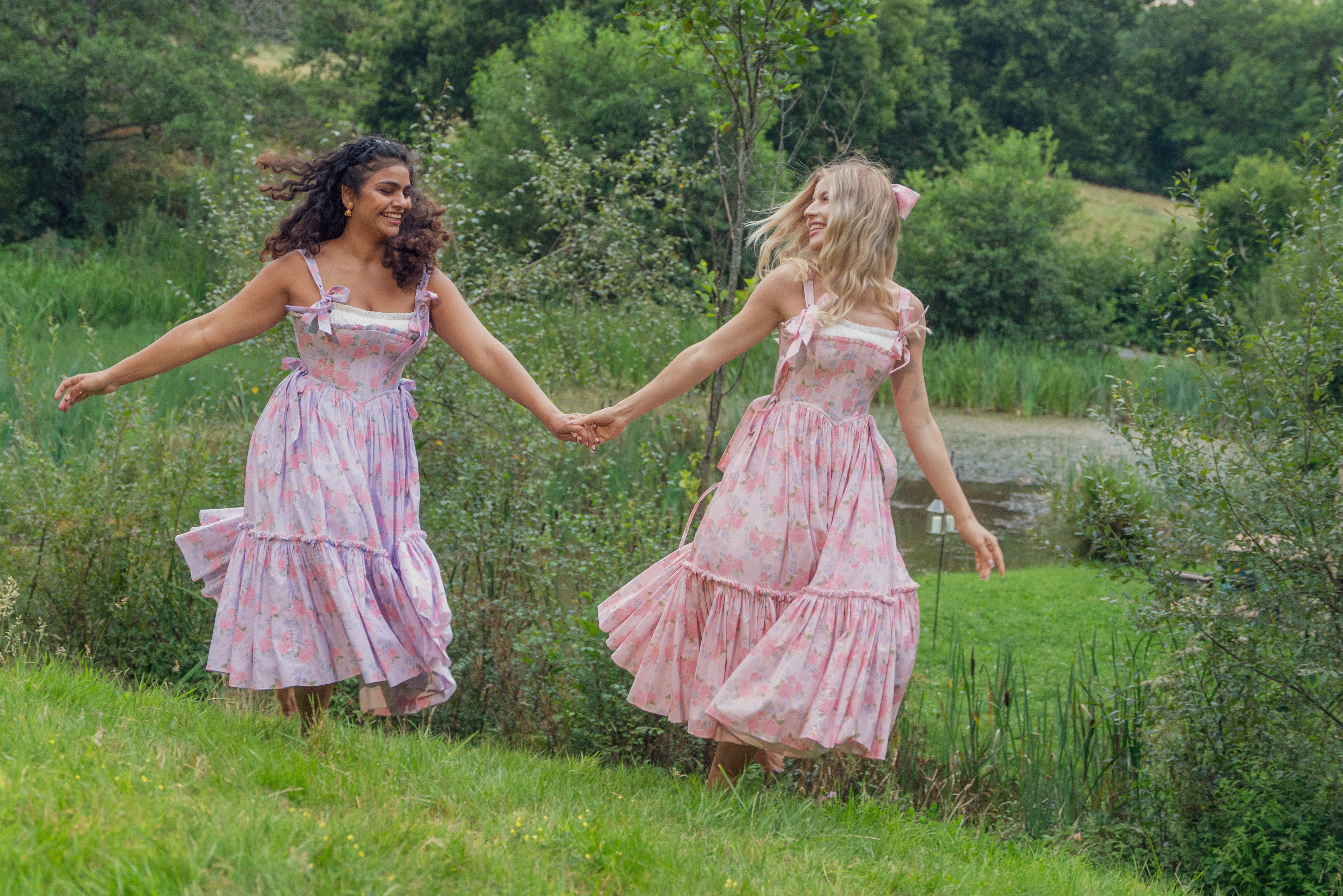 Dresses Under £200 – Fairy Tong
