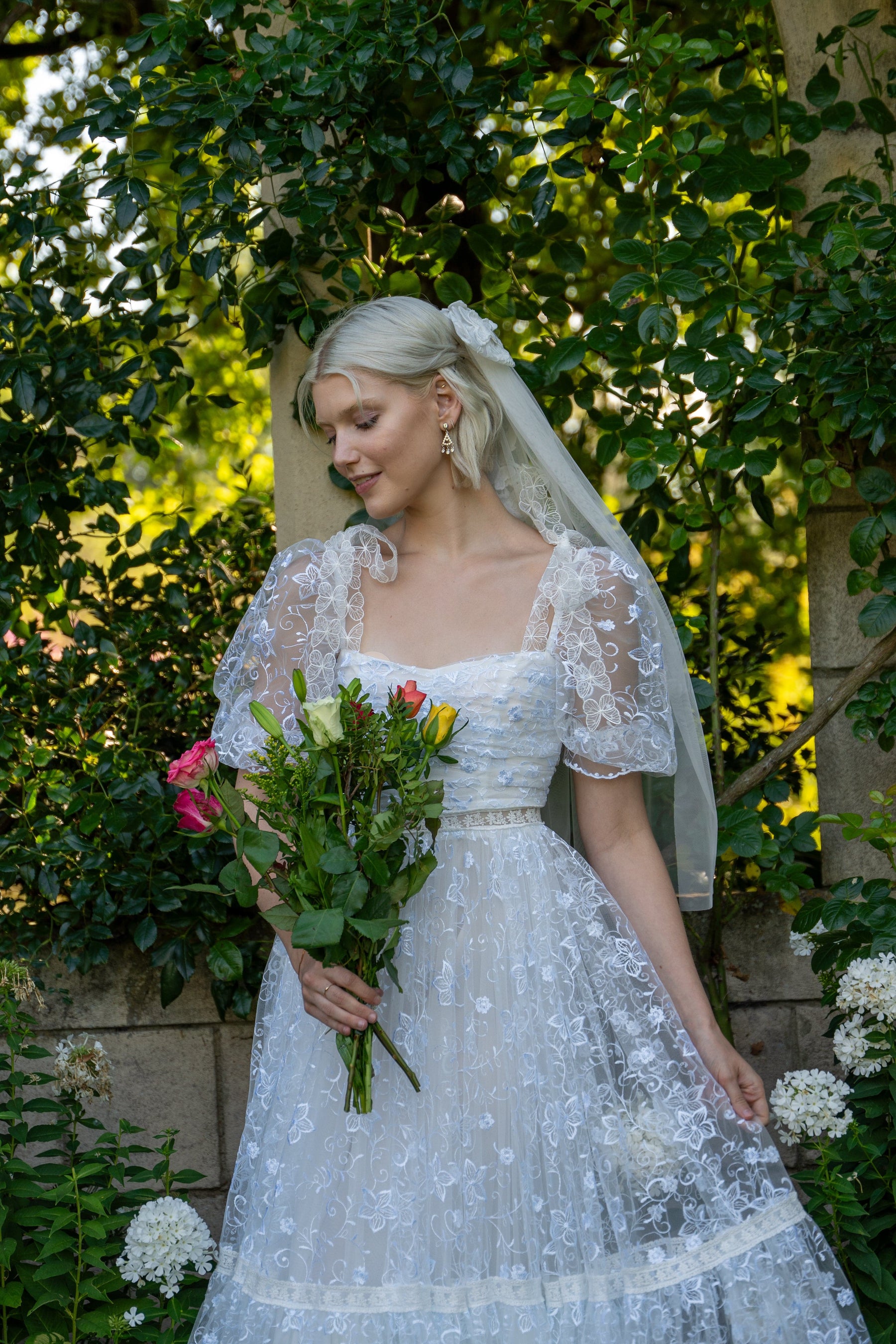 Pure Magic Gown – Fairy Tong